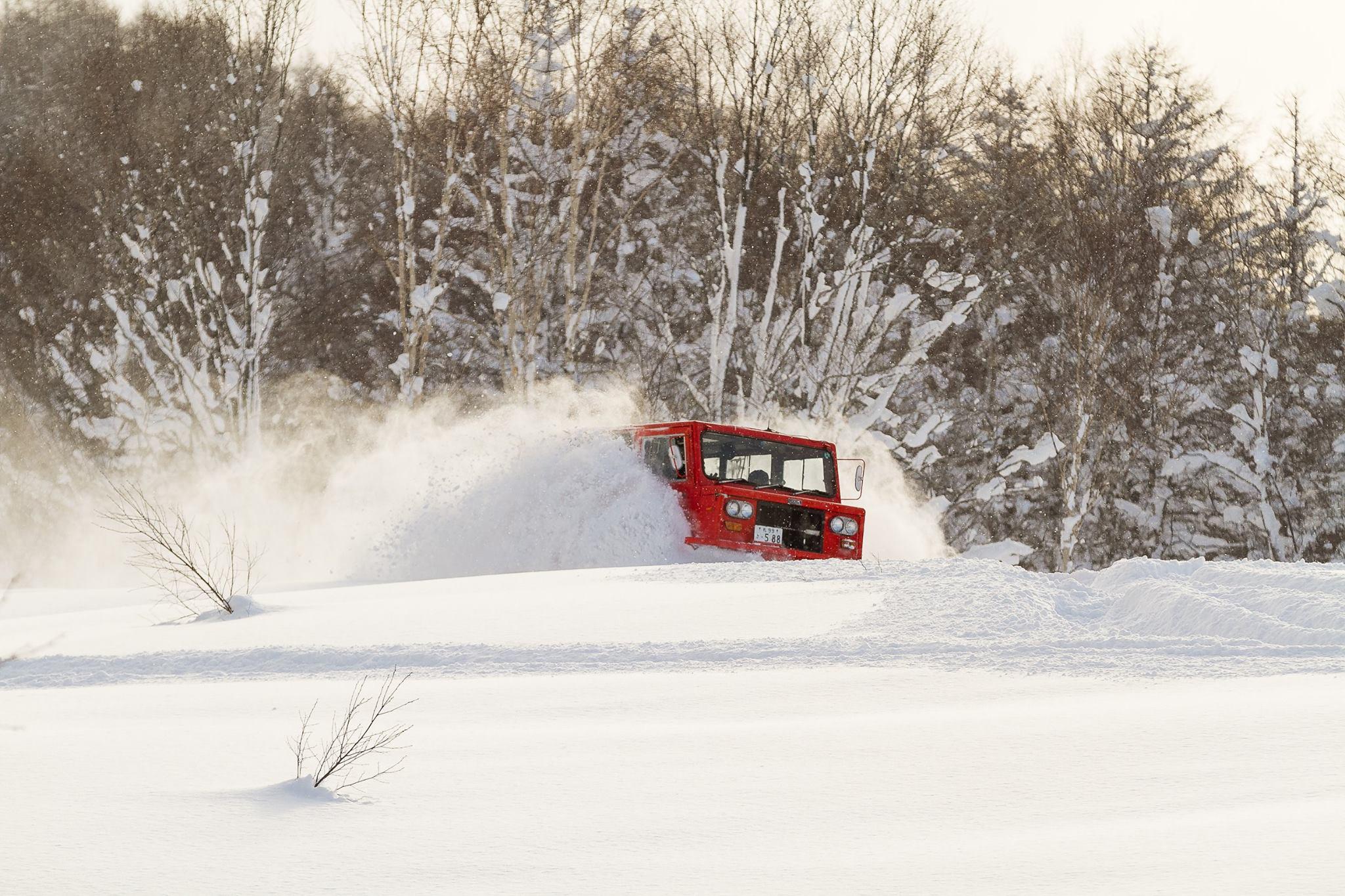 A day with Niseko Snowcat Adventures | Explore Niseko